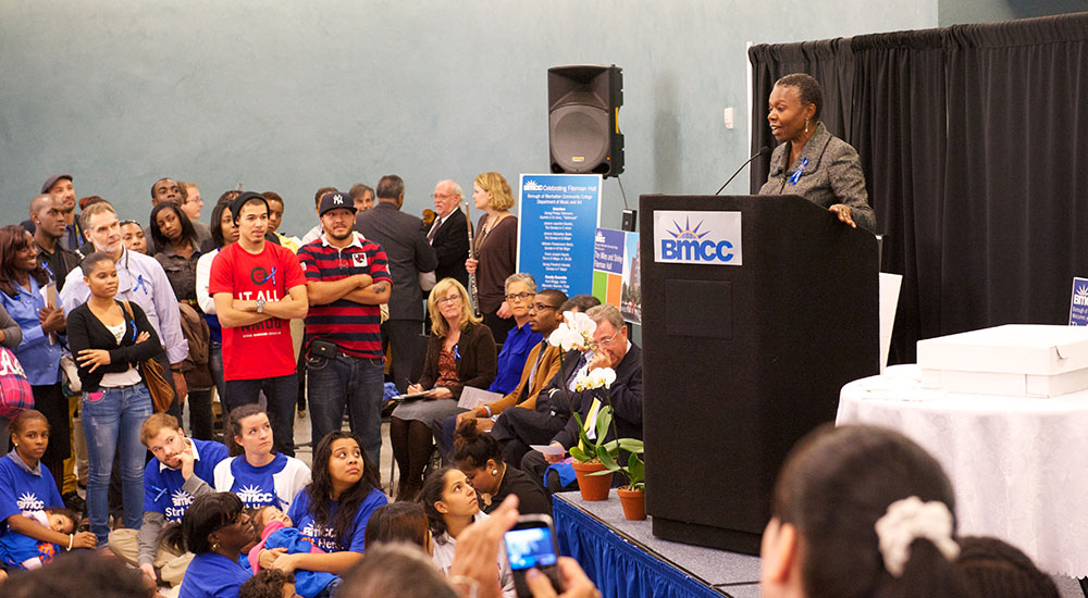 Slide Show of the First Day of Classes in Fiterman Hall – BMCC