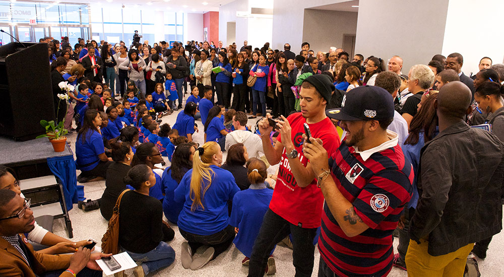 Slide Show of the First Day of Classes in Fiterman Hall – BMCC