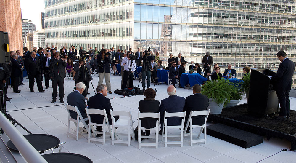 Slide Show of the First Day of Classes in Fiterman Hall – BMCC